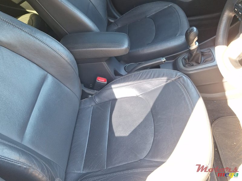 2014' Kia Rio for sale. Rose Hill - Quatres Bornes, Mauritius