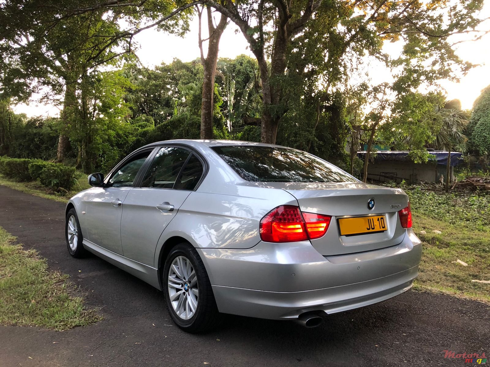 2010' BMW 320i for sale. Curepipe, Mauritius