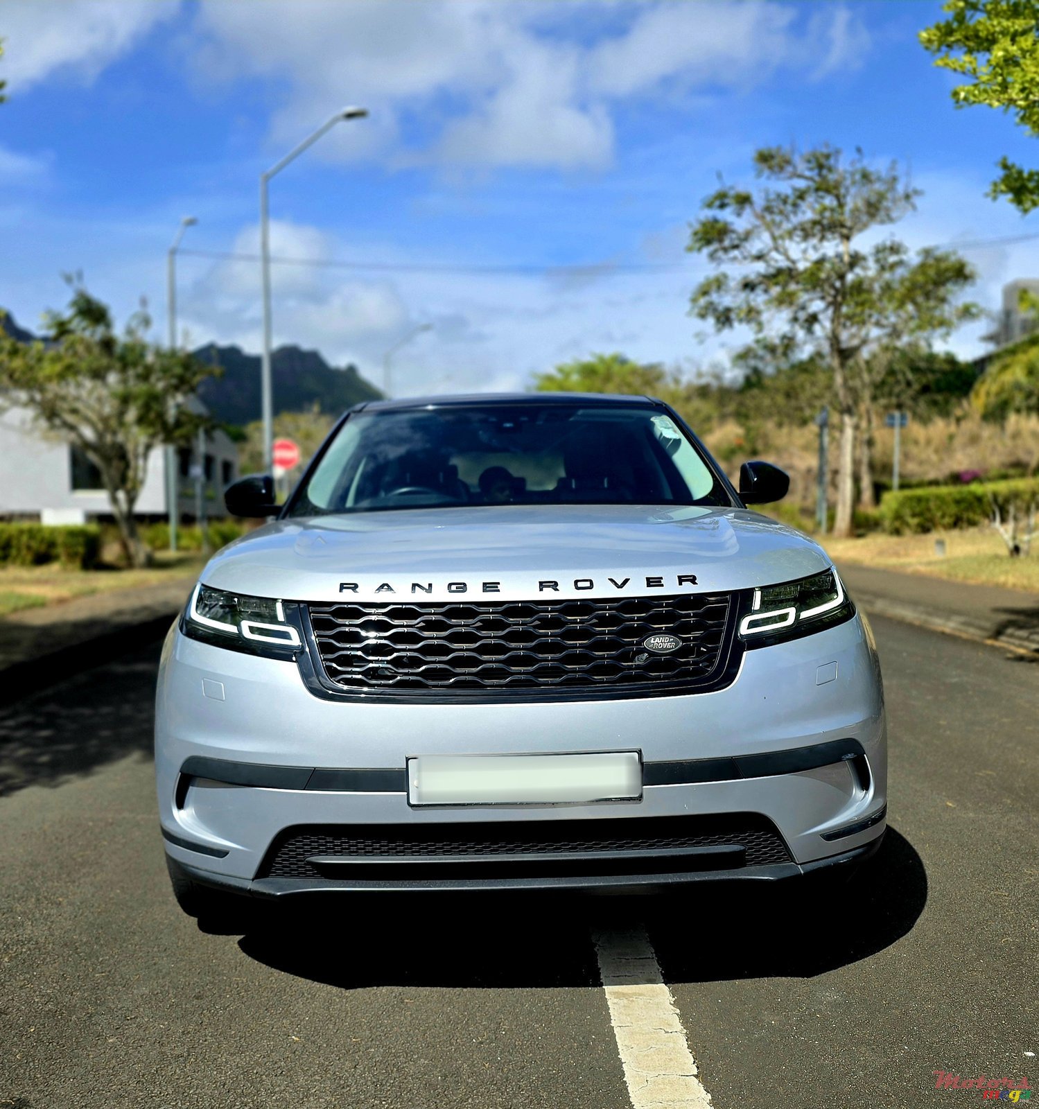 2018' Rover Range Rover Velar for sale. Rose Hill - Quatres
