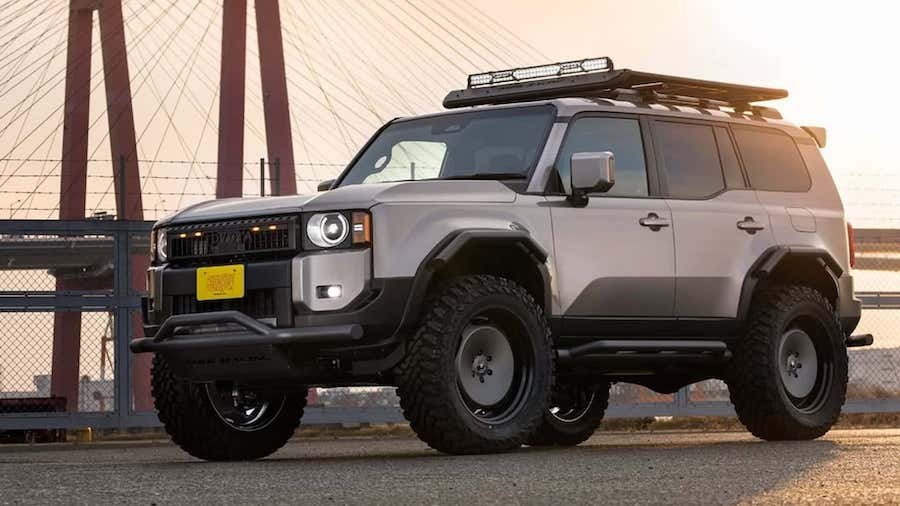 This Custom Toyota Land Cruiser Rocks 37-Inch Tires And So Much