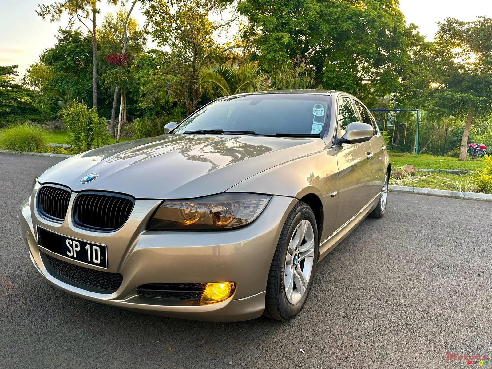 2010' BMW 320 for sale. Quartier Militaire, Mauritius