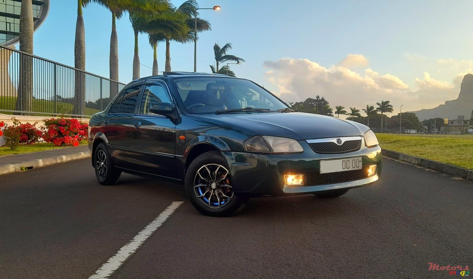 2000' Mazda 323 for sale. Rose Hill - Quatres Bornes, Mauritius